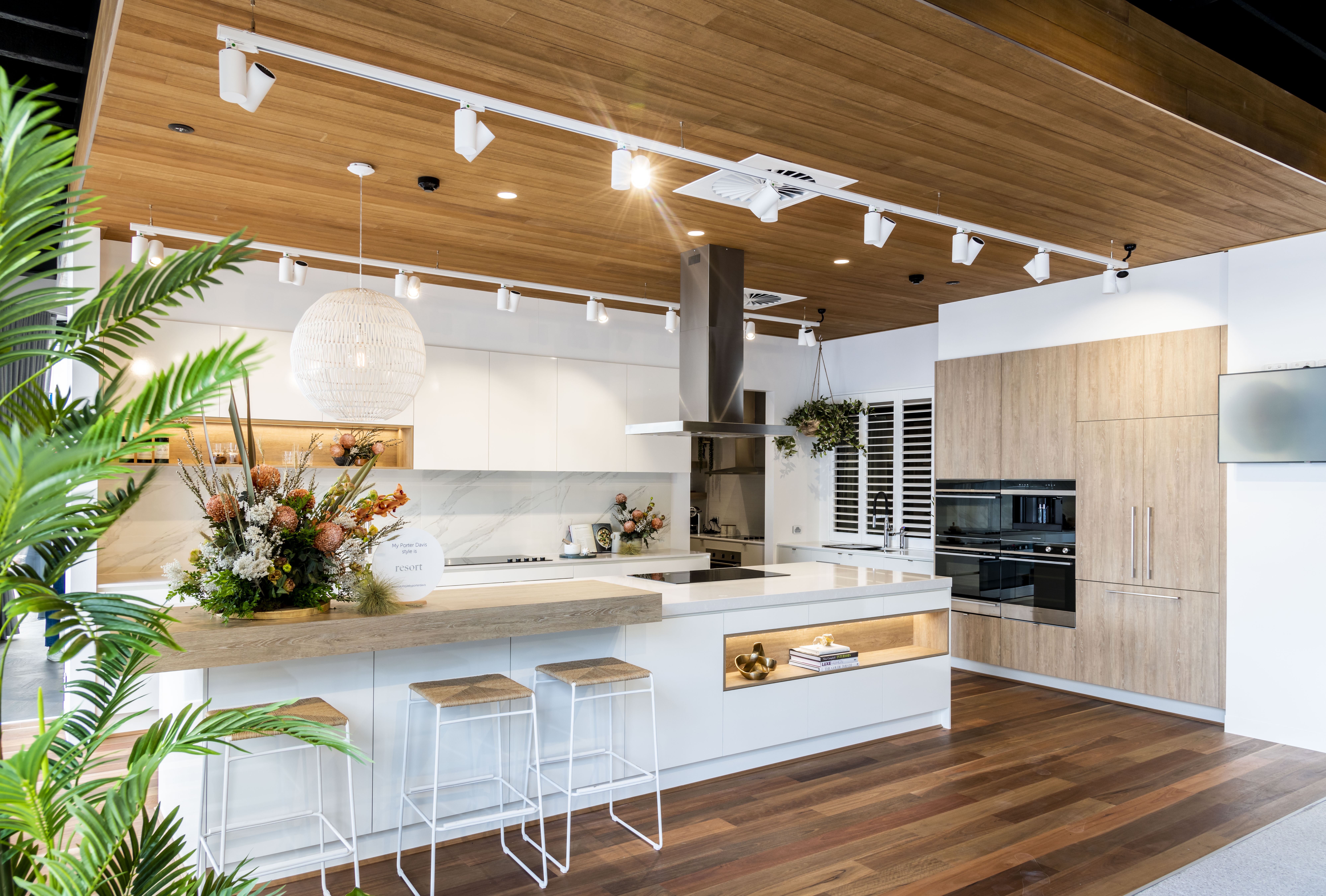 Porter Davis Homes Showroom – Raylinc Lighting